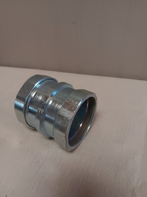 2 1/2 Inch Ridge/emt Compression Coupling and 2 1/2inch ridge/emt ...