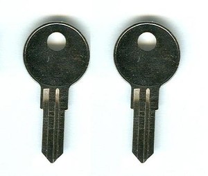 (2) Tractor Supply Knapheide Tool Box Keys Pre Cut to Your Key Code ...