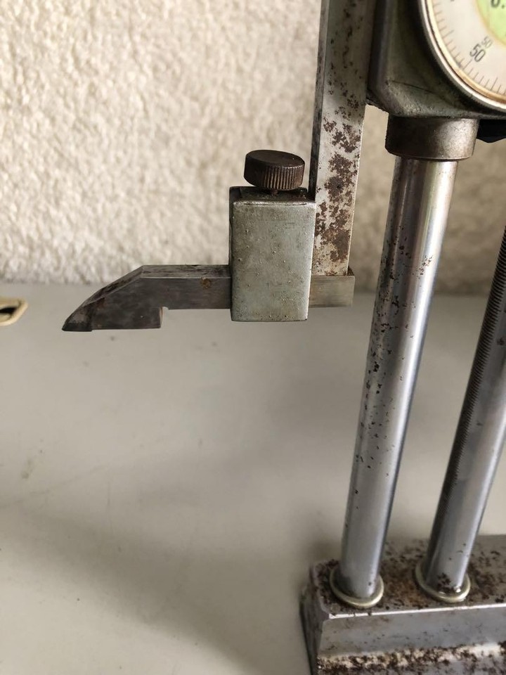 Mitutoyo Dial Height Gauge 192-106 0-300mm 0.01mm Gage From Japan uesd ...