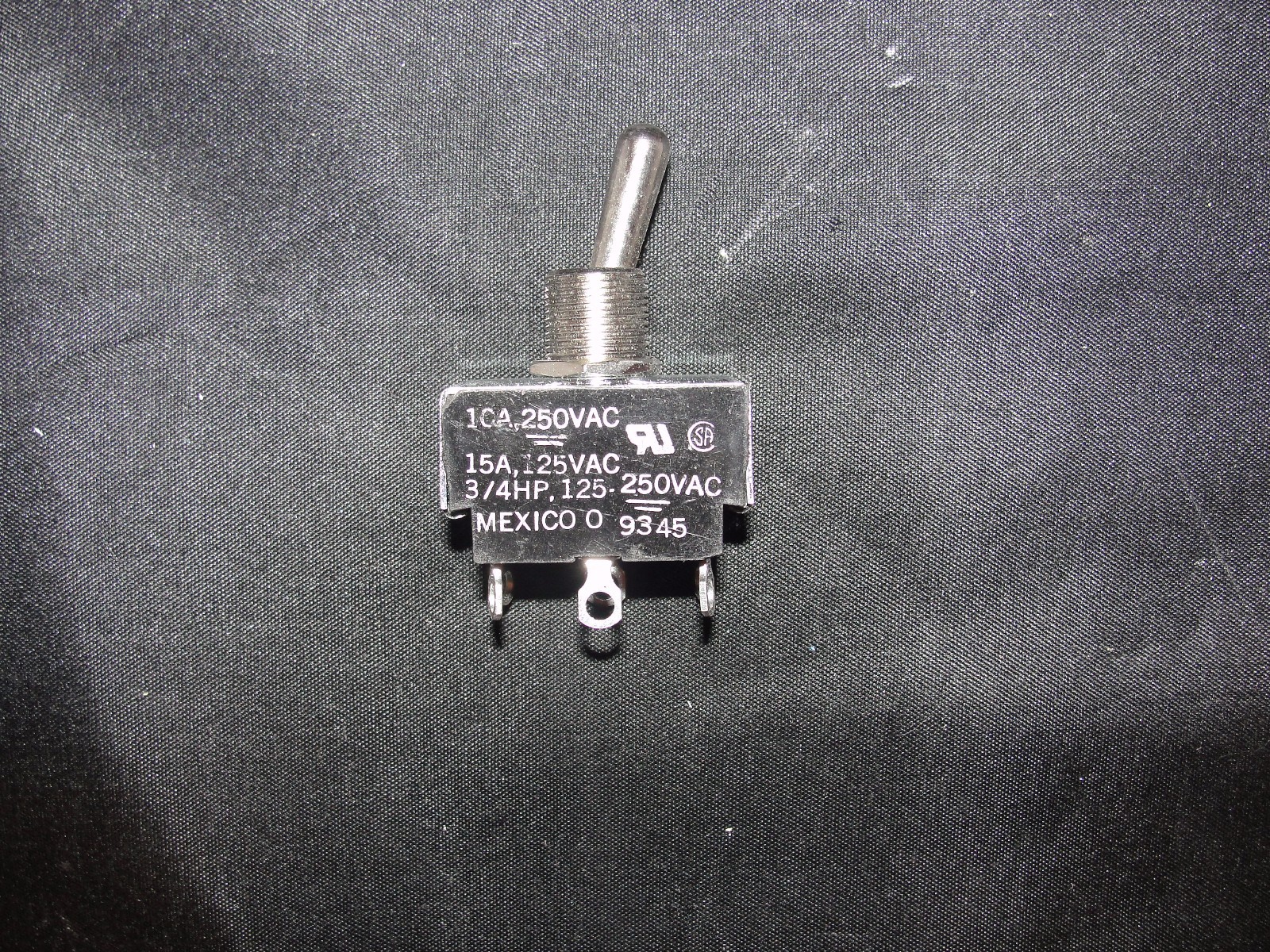 Carling Toggle Switch 10A, 250V AC 15A, 125V AC 3/4 HP, 125-250V AC Lot ...