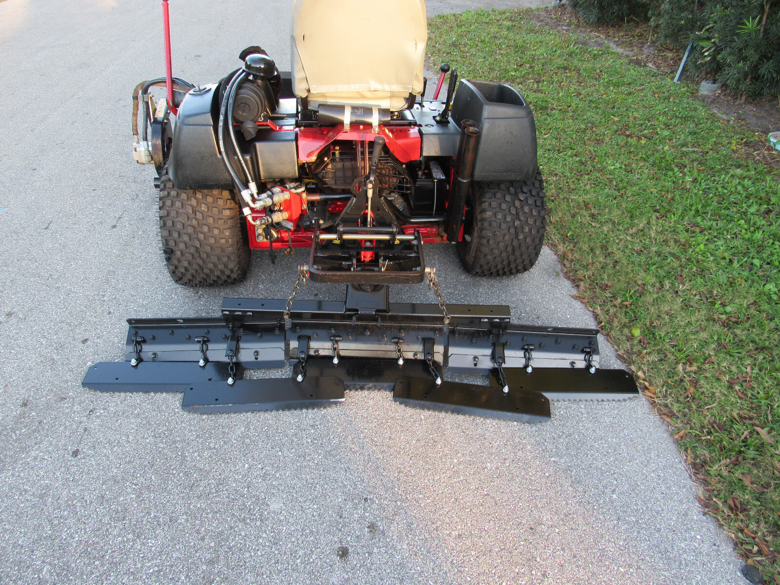 Toro 5040 Sand Pro Sand Trap Rake - Ball Field Groomer Rear Hydraulics ...