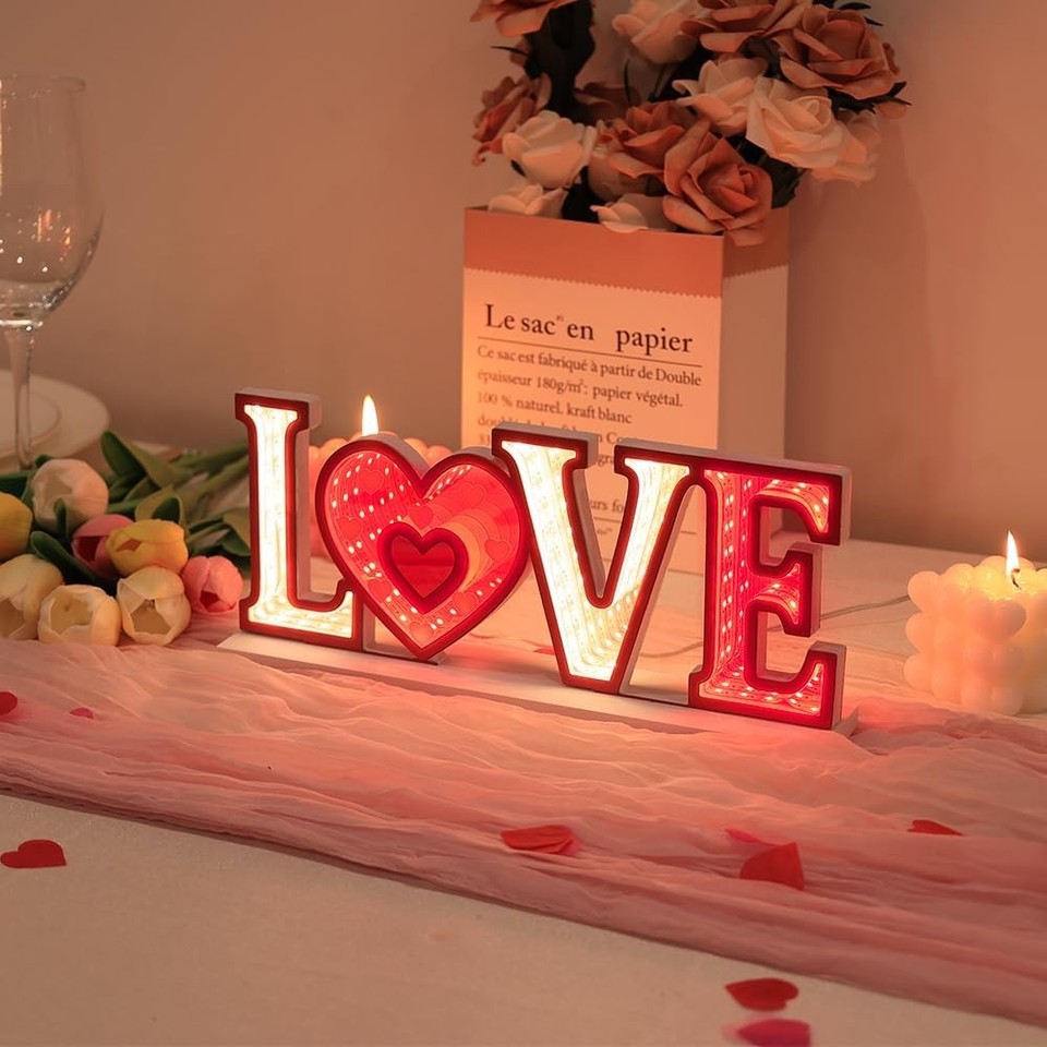 MEETYAMOR Valentines Day Decor, Love Sign Infinity Mirror Tunnel Light ...