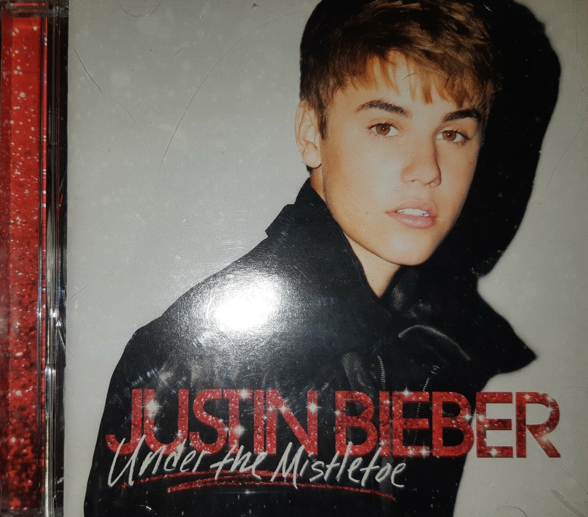 Justin Bieber Mistletoe Album Cover