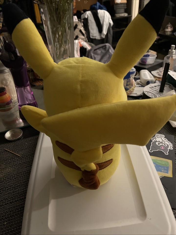 Pokemon Charge“PIKACHU” Talking Light Up Moving 14” Plush Toy 2021 (NEW ...