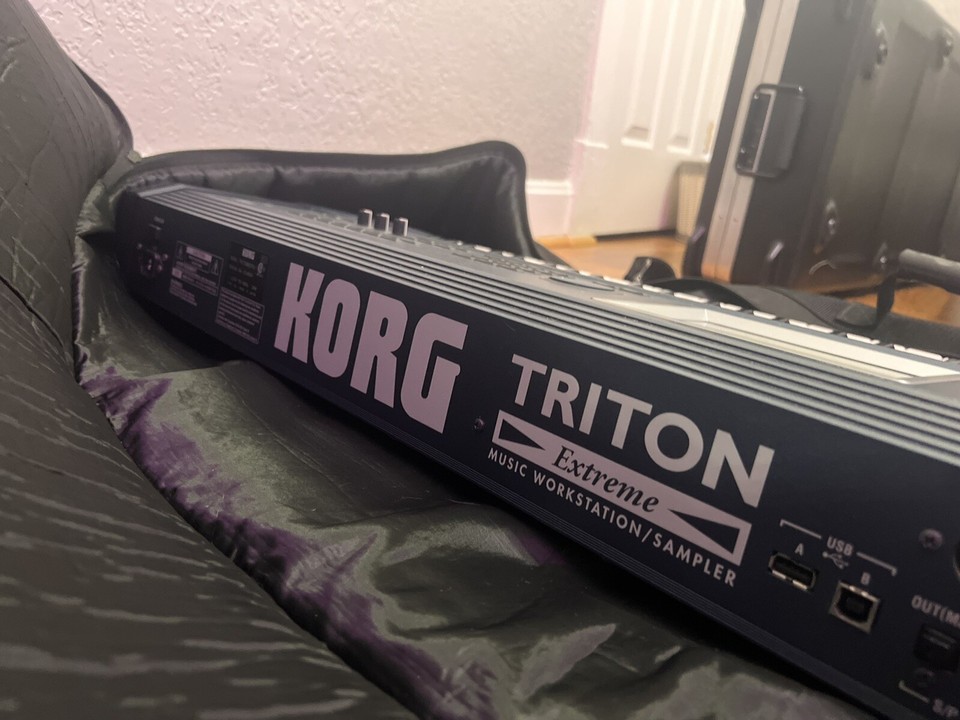 Korg Triton Extreme with EXB MOSS 61 Keys Workstation With Case | eBay