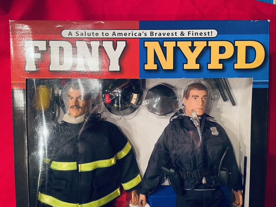 '2002 *Vintage REAL HEROES Limited Edition FDNY & NYPD 9/11 Action ...