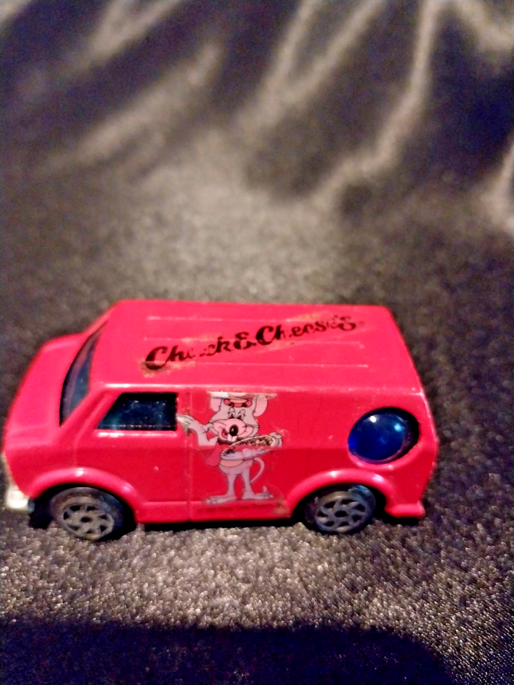 Vintage 1981 Chuck E Cheese Pizza Time Van 1:60 Scale Die-Cast Red ...