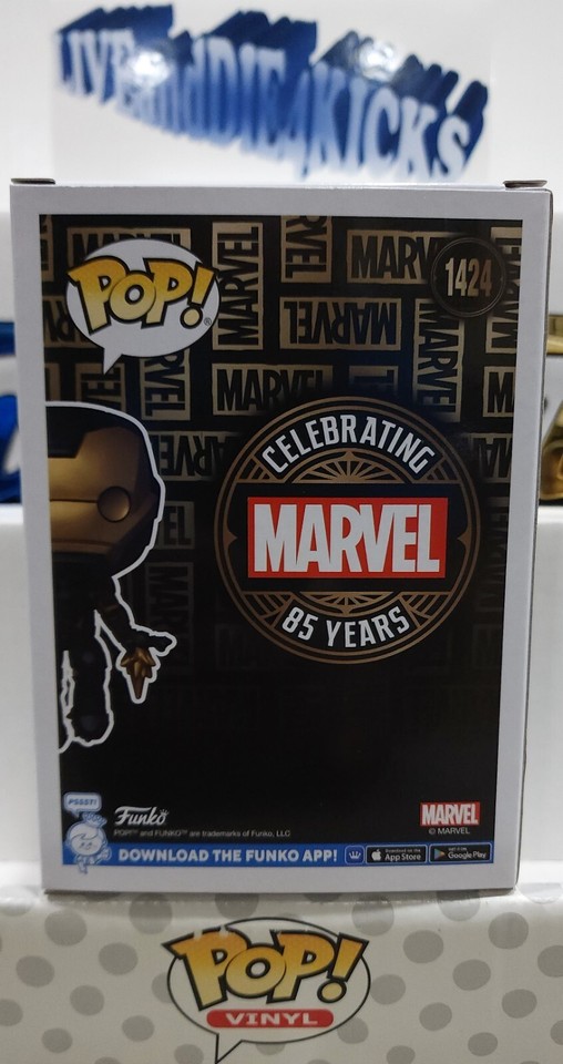 Funko POP! Marvel Celebrating 85 Years Iron Man #1424 Collector Corps ...