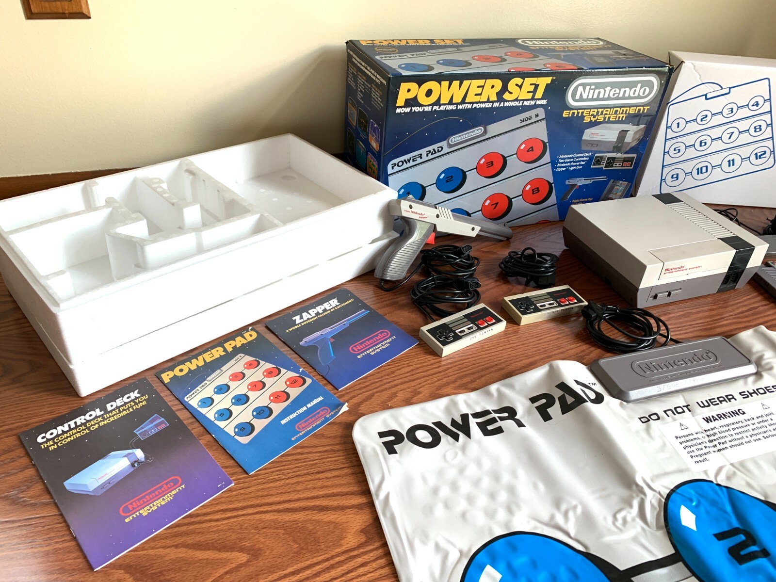 Nintendo Power Set / Power Pad + Gun / NES with Box and Original ...