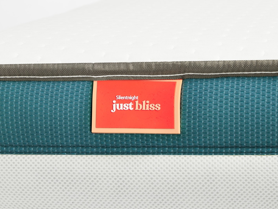 Silentnight Just Snug Hybrid Mattress | Memory Foam | 1000 Mirapockets ...