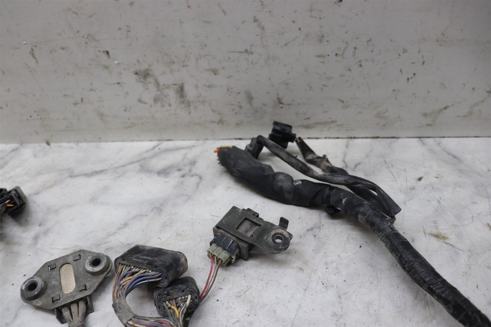 2001-2004 Suzuki VL800 Volusia Intruder Engine Wire Harness Electrical ...