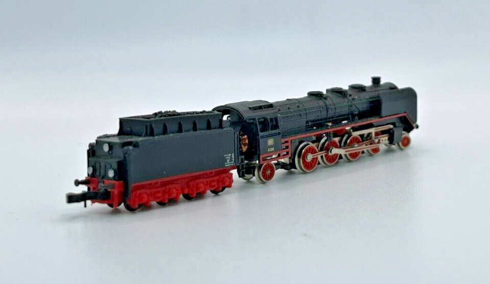Z Scale Marklin BR 41 Steam Locomotive With 5 Pole Motor and Tender ...