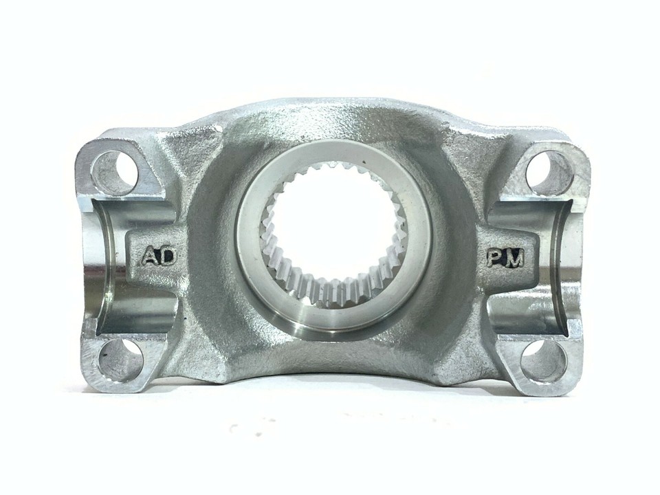 GM 10.5 / 14 Bolt - 1410 Pinion Yoke, 30 Spline with Seal & U-Bolt Kit ...