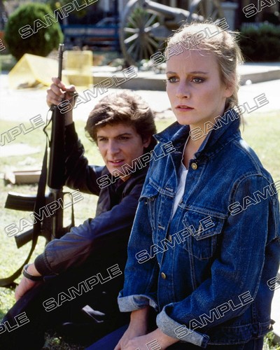 "V" 1984-85 SERIES 8X10 Photo 13 JEFF YAGHER & JENNIFER COOKE classic ...