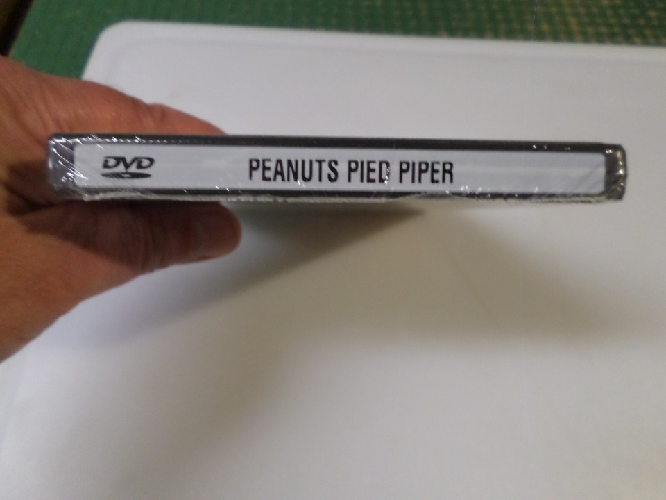 IT'S THE PIED PIPER, CHARLIE BROWN: PEANUTS CLASSIC - (DVD, 2000) - NEW ...