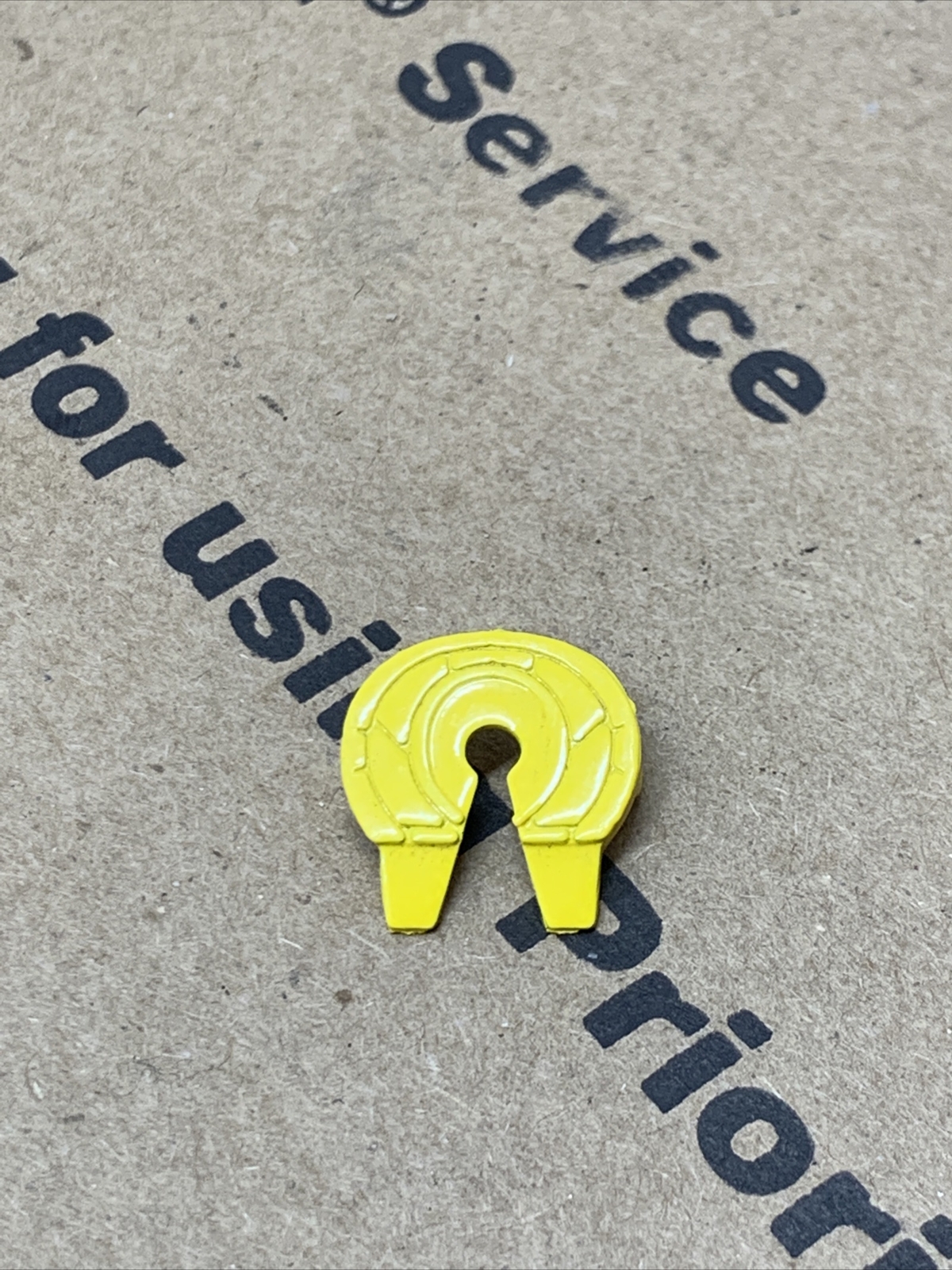 1/64 DCP PARTS YELLOW PETERBILT 359/379/389 FIFTH WHEEL PLATE | eBay