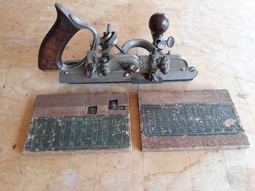 VINTAGE STANLEY No. 45 COMBINATION PLANE WITH 20 CUTTERS. NICE ...