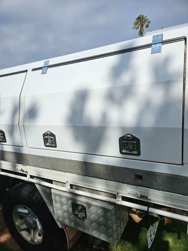 Aluminium ute canopy full size 5 door with security locks. | eBay Australia