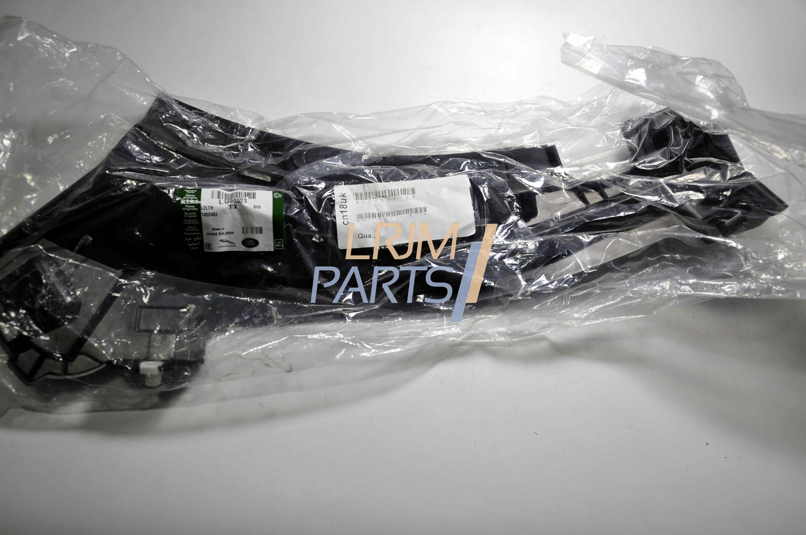 Genuine Land Rover Range Rover 13+ FRONT BUMPER MOUNTING BRACKET RH ...