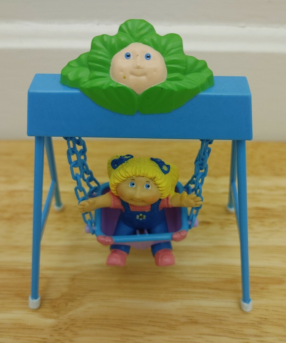 1984 Cabbage Patch Kids Figurine and Doll Swing Blonde Hair Blue Eyes ...