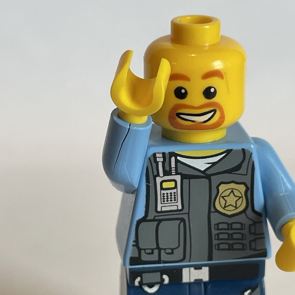 *Used* LEGO Minifigure Lot with Accessories | eBay