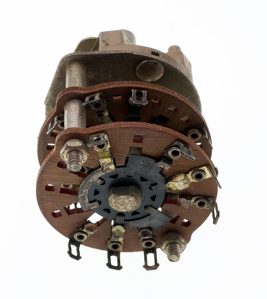 Unidex 249, 2 Wafer, 3 Pos, Rotary Switch 1/4" Shaft, 30 Deg | eBay