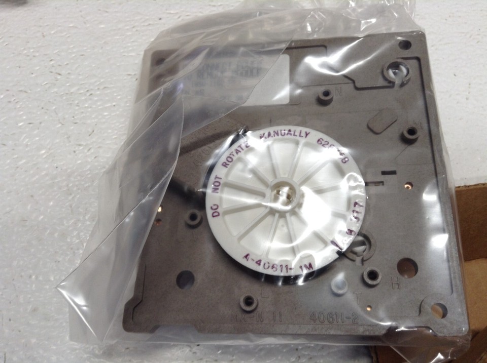 NEW OEM 628366 Refrigerator Icemaker Motor Module Whirlpool KitchenAid ...