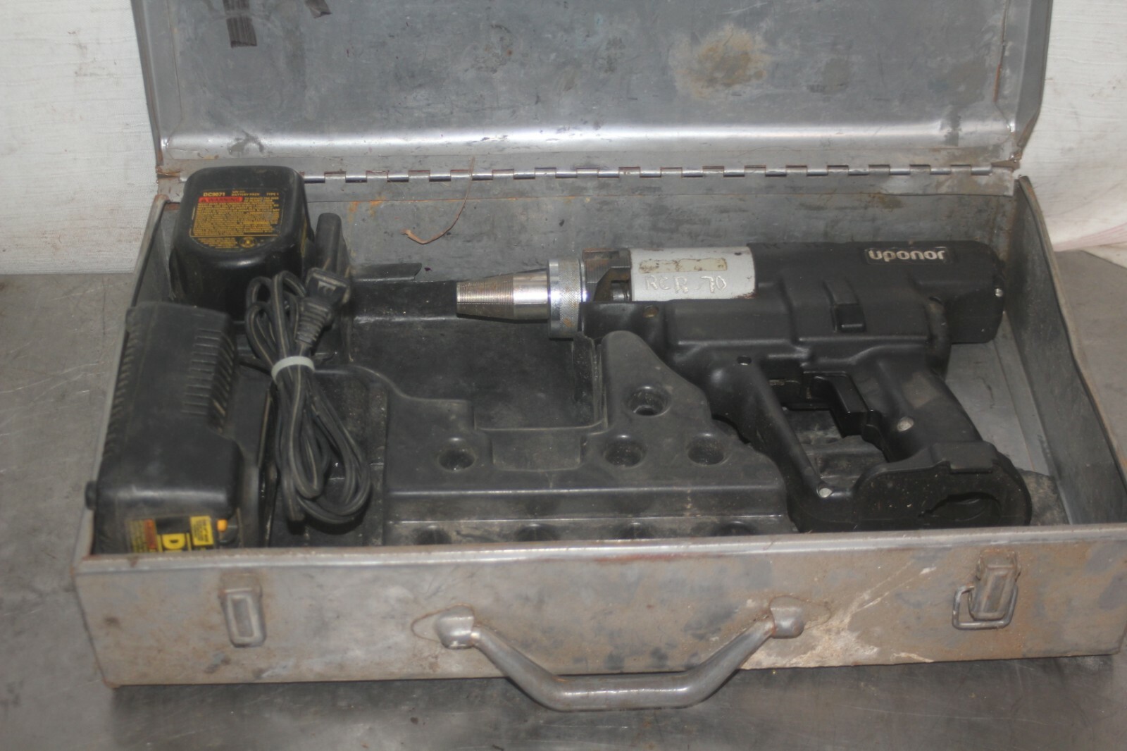 Wirsbo Rems Uponor Battery powered Hydraulic PEX Crimping/Pressing Tool ...