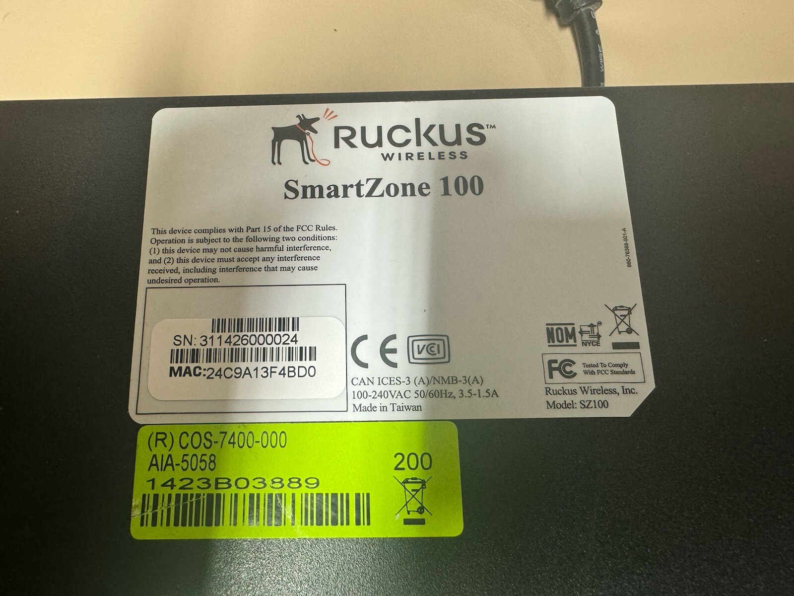 Ruckus SmartZone 100 SZ100 P01-S124-US00 AP Management Controller for ...