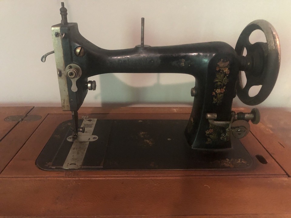 Antique Davis Sewing Machine - 1900 | eBay