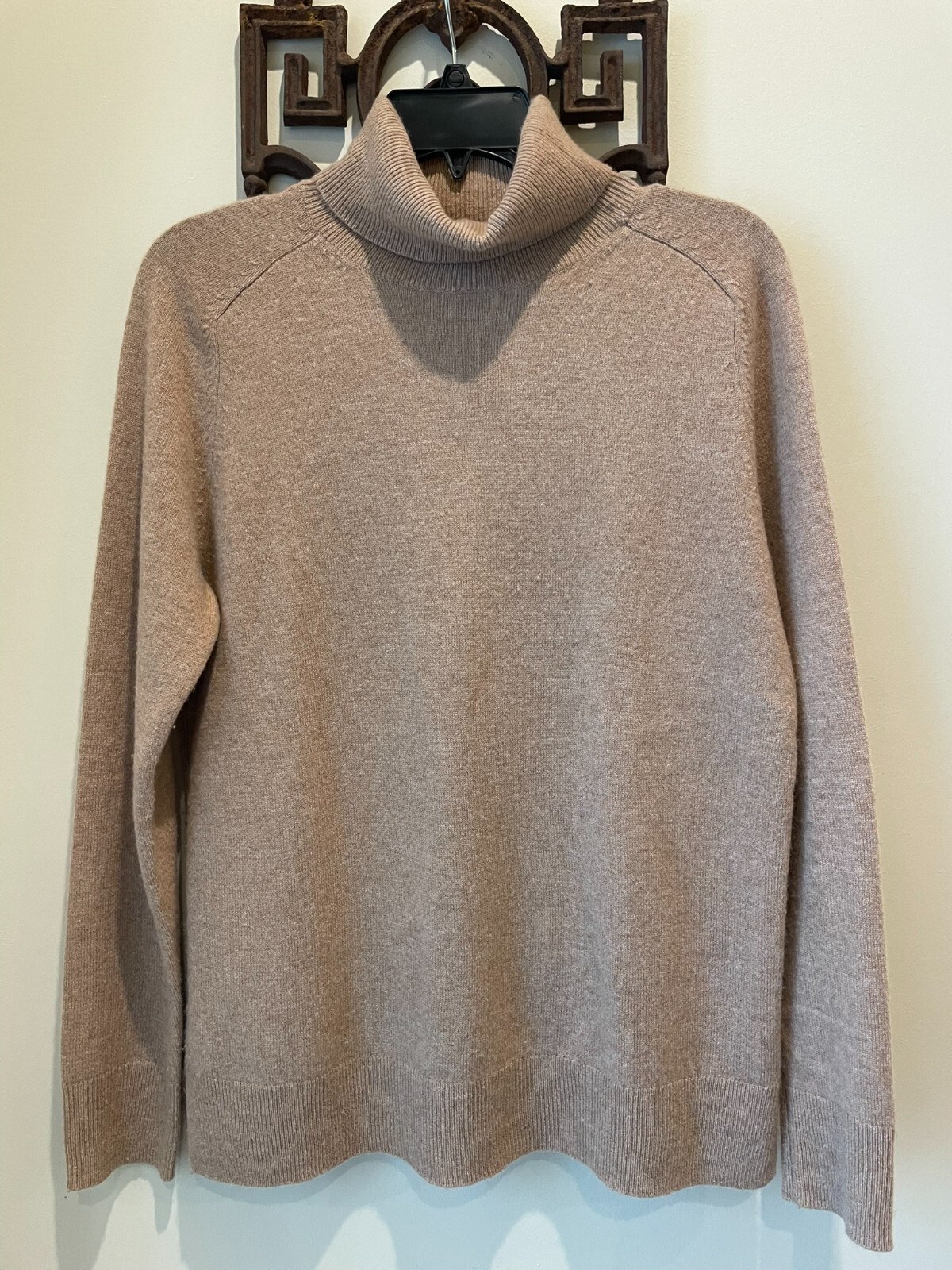 Ann Taylor Medium 100% Cashmere Turtleneck Sweater - Camel Color | eBay