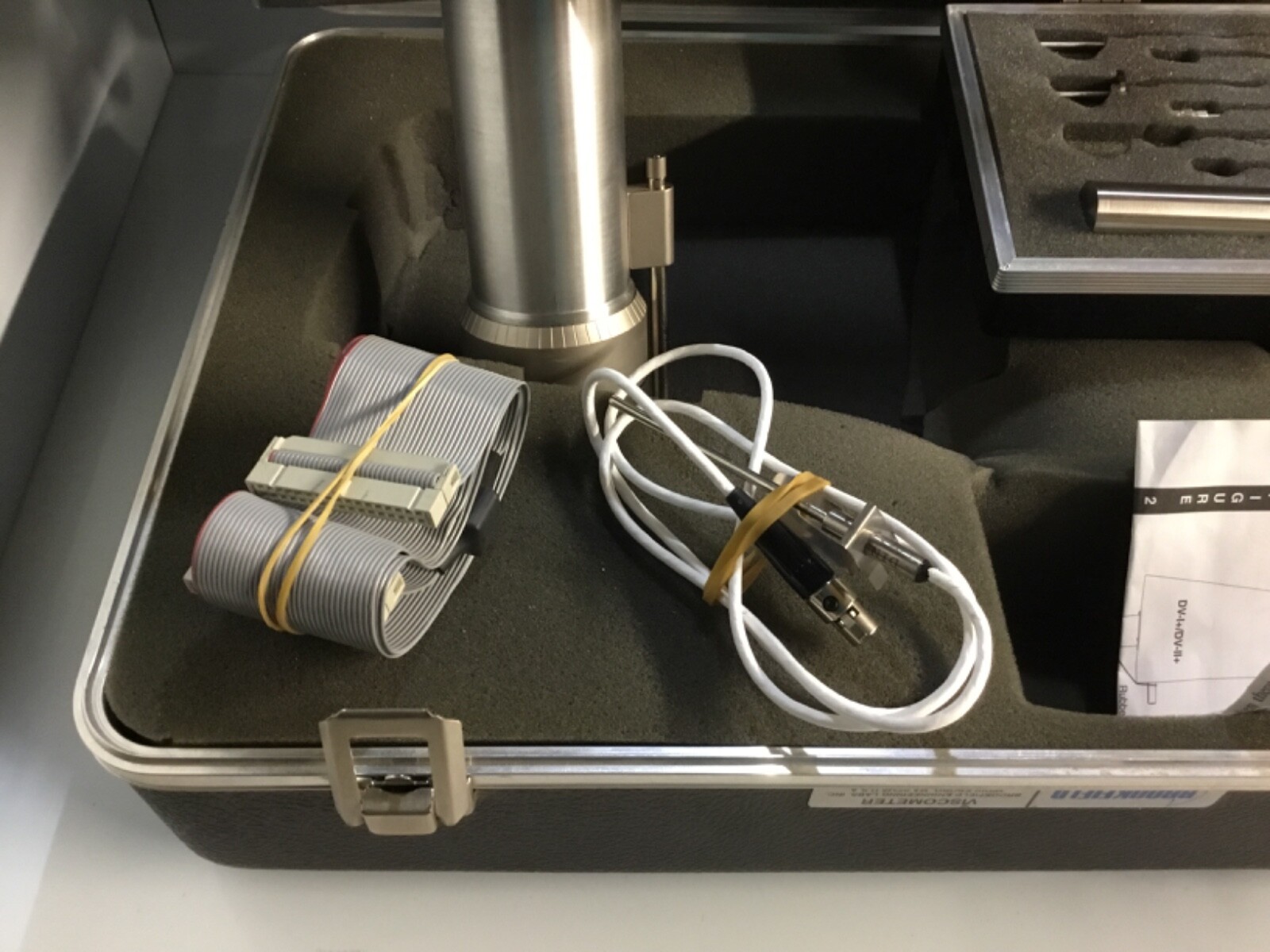 BROOKFIELD DV-III ULTRA PROGRAMMABLE RHEOMETER WITH CASE AND EXTRA ...