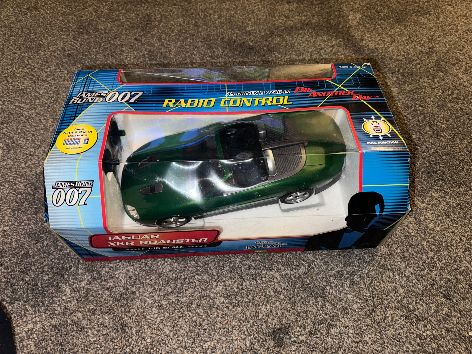 Beanstalk 1:16 Jaguar XKR Roadster Green 007 James Bond Die Another Day ...