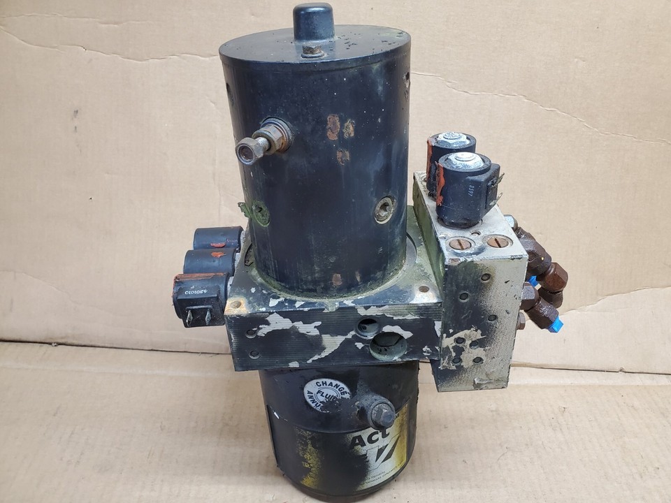 Tested Working Fisher Minute Mount EZV Snow Plow Pump 66779 Insta-Act ...