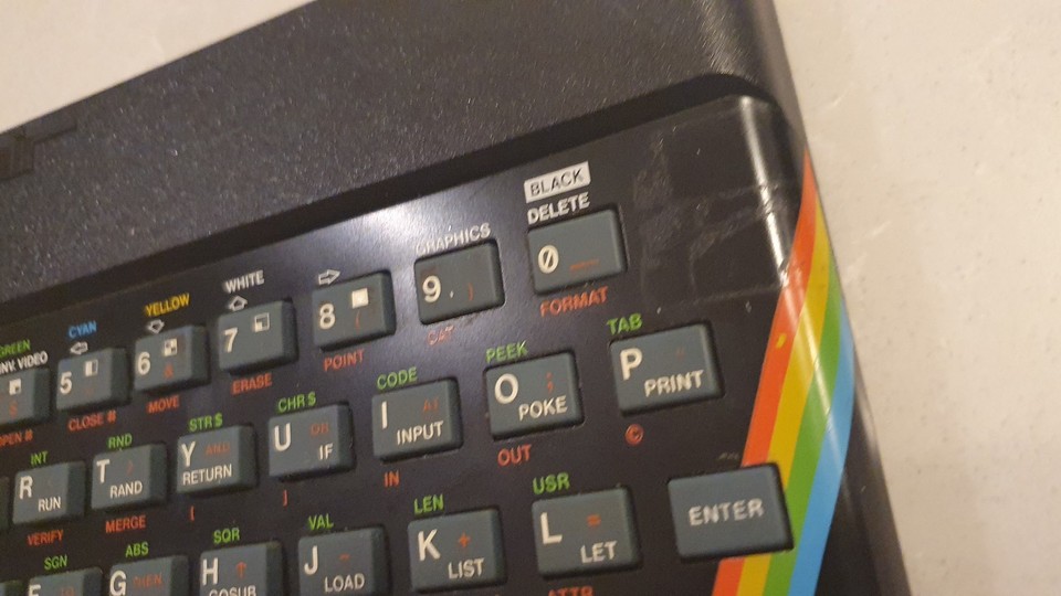 Sinclair ZX Spectrum 48k computer Empty Top Case S/N 28/11 | eBay UK
