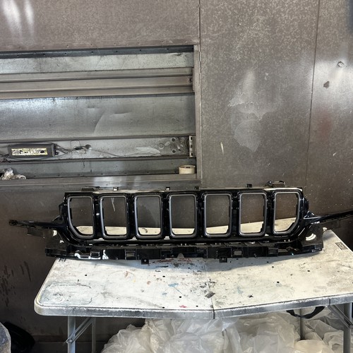 JEEP GRAND CHEROKEE GRILLE UPPER 2021 2022 2023 68507747AB OEM | eBay