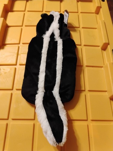 XS Skunk Costume. Cat Or Dog | eBay