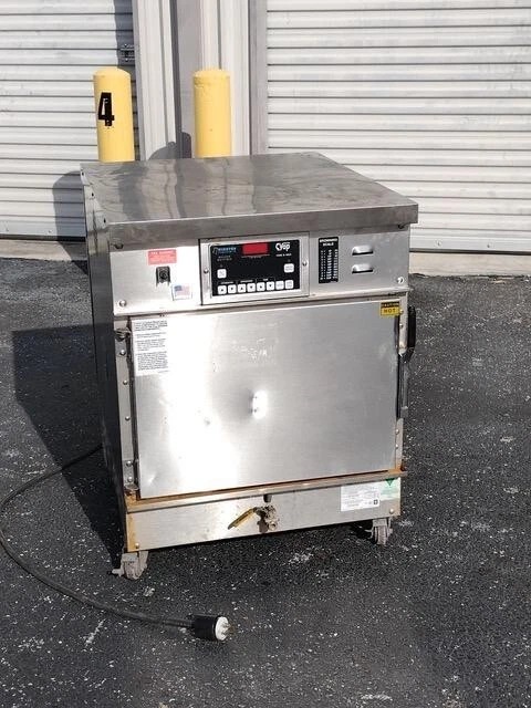 Winston Holding Cabinet | Cabinets Matttroy