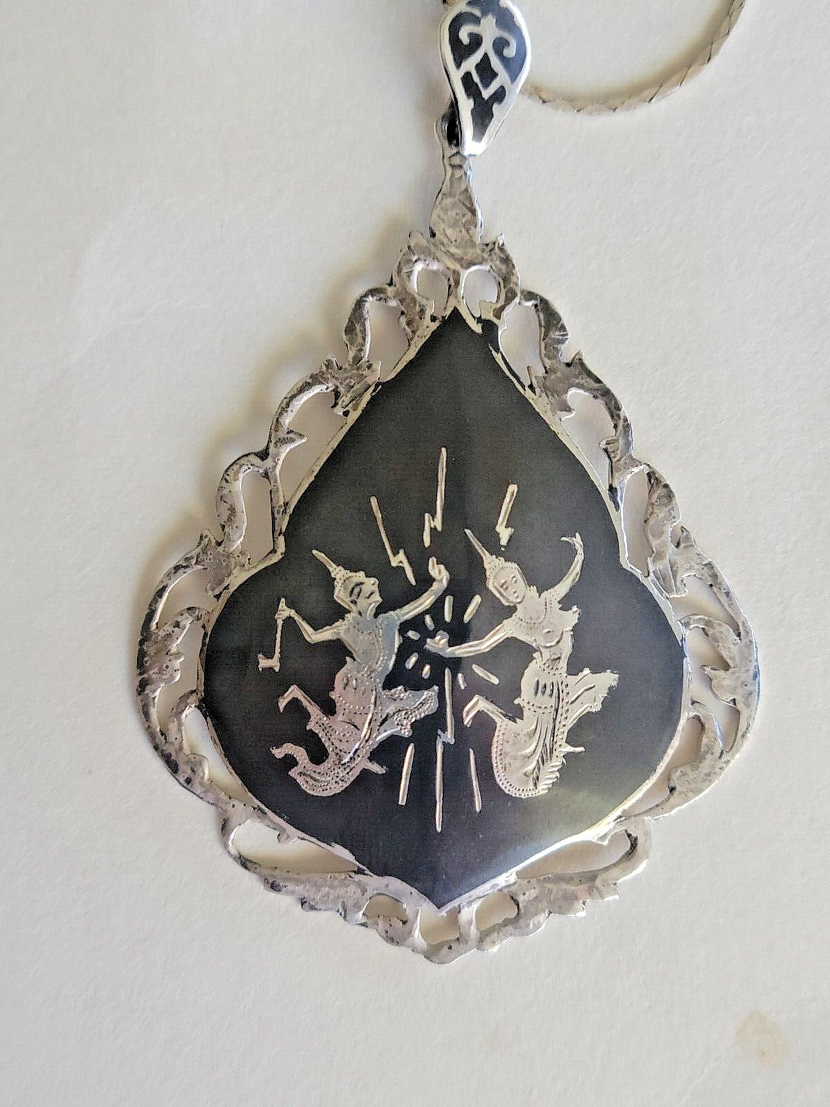 Vintage asian sterling silver - Gem