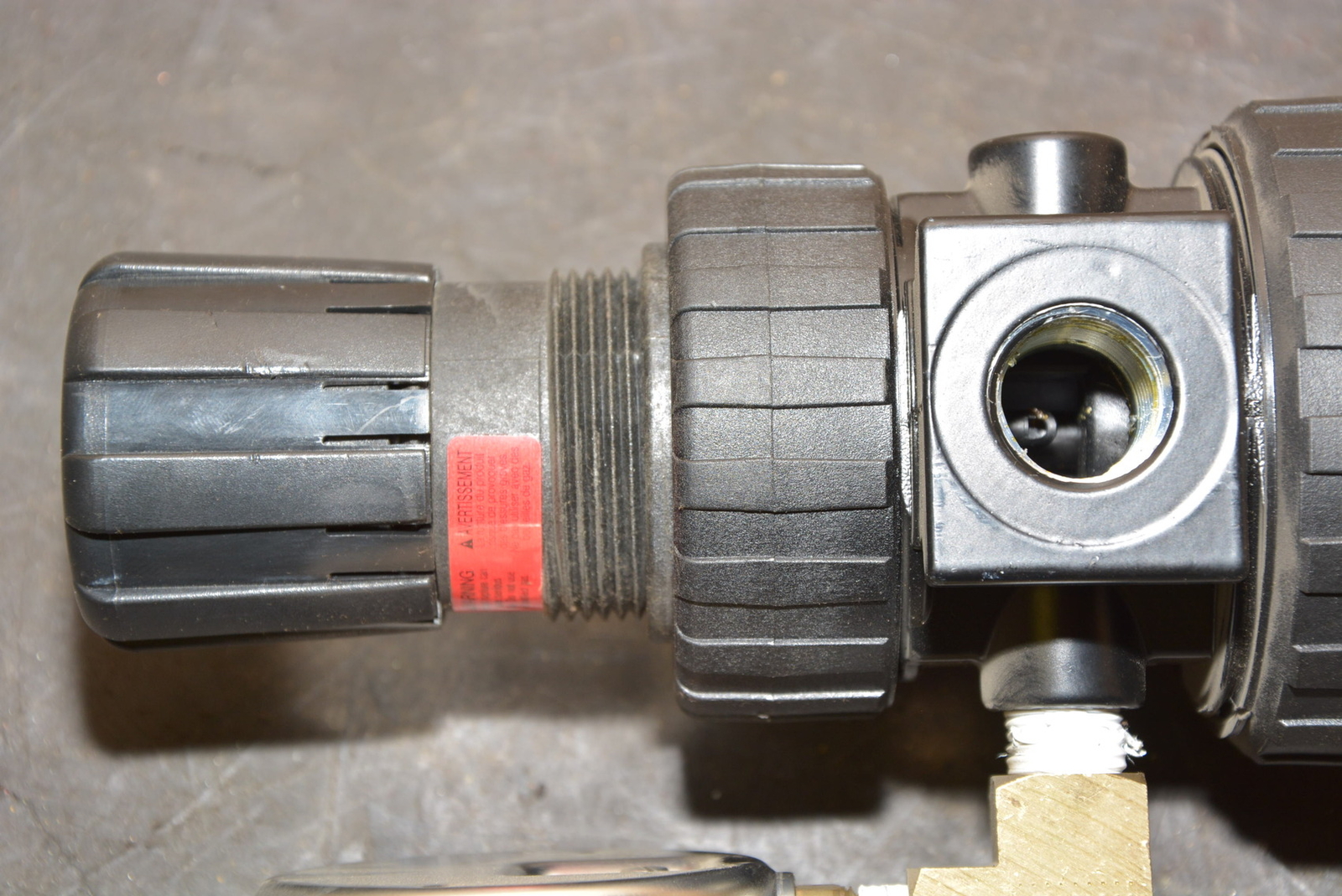 Parker 07E32A13AC Filter Regulator,150 PSI,w/100 PSI Gauge INV=13658 | eBay