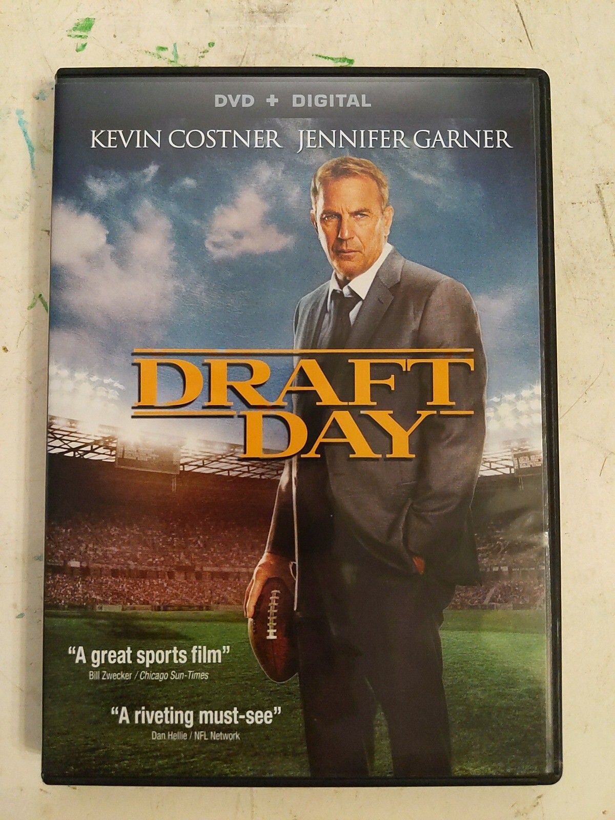 Draft Day Dvd Cover