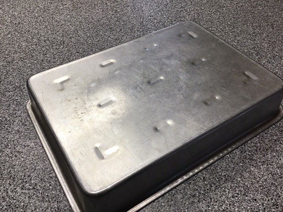 Vintage REMA 13x9x2 1/4 Airbake Double Wall Insulated Cake Lasagna Pan ...