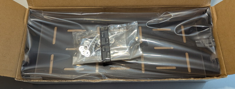 Seltene Icom MB-49 Mobilhalterung zum IC-736 IC-737 IC-737A und IC-738 ...