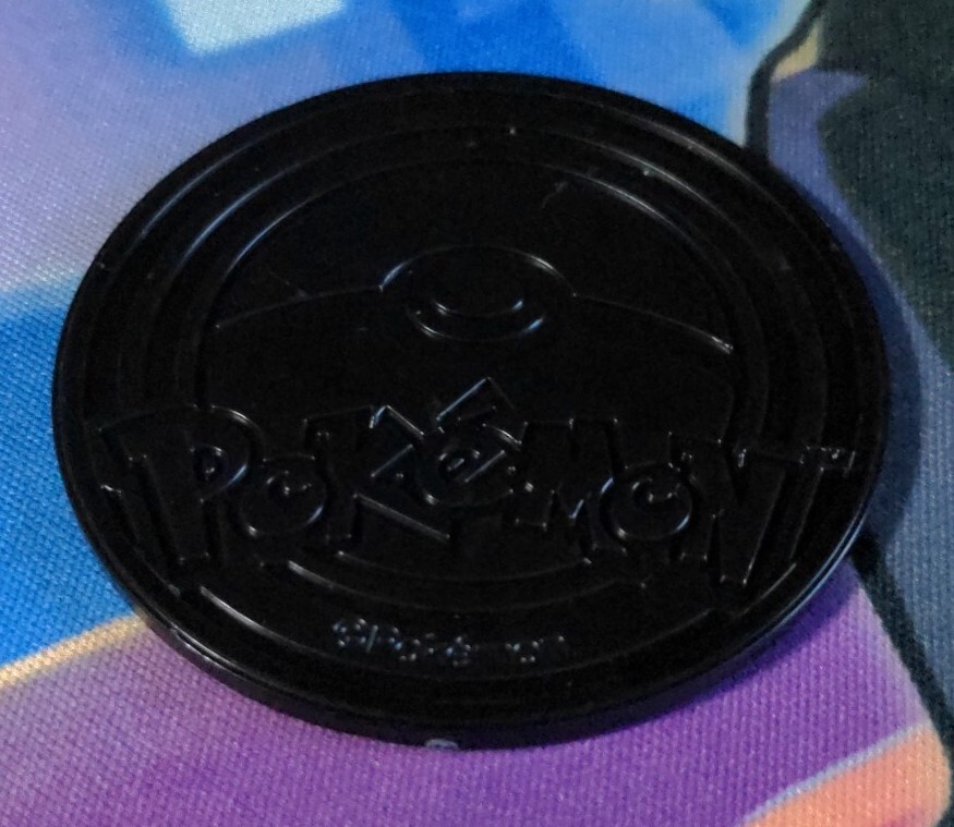 Pikachu 25th Anniversary Gold Holo Jumbo Official Coin Pokemon TCG Near ...