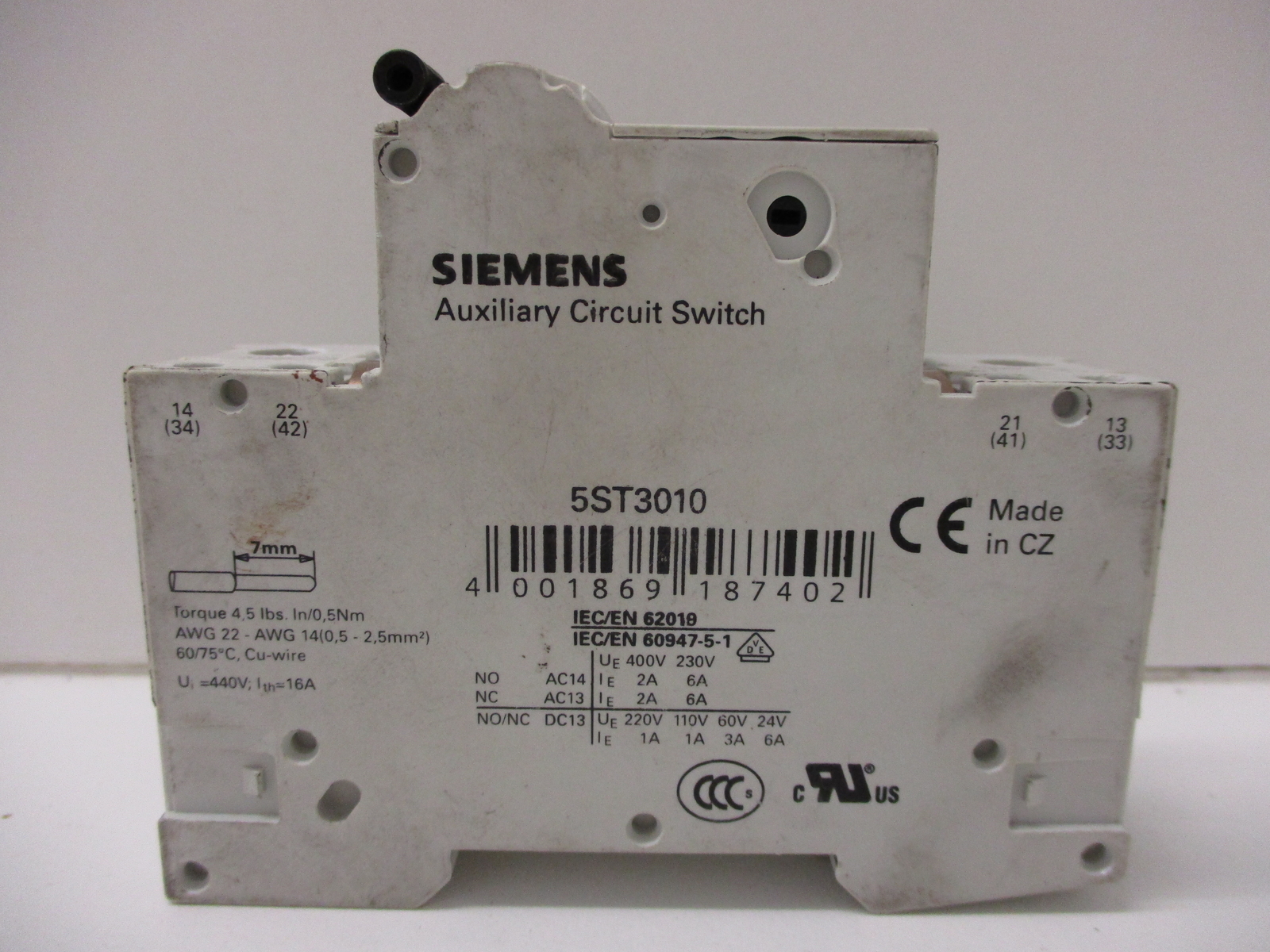 SIEMENS 5ST3010 CIRCUIT BREAKER TYPE 5SJ41 w/AUXILIARY SWITCH 5ST301AS ...