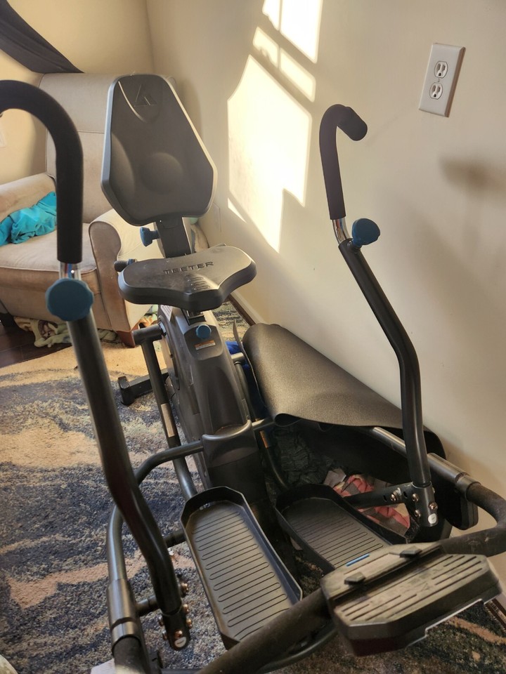 Teeter FreeStep LT1 recumbent exercise bike - $400 | eBay