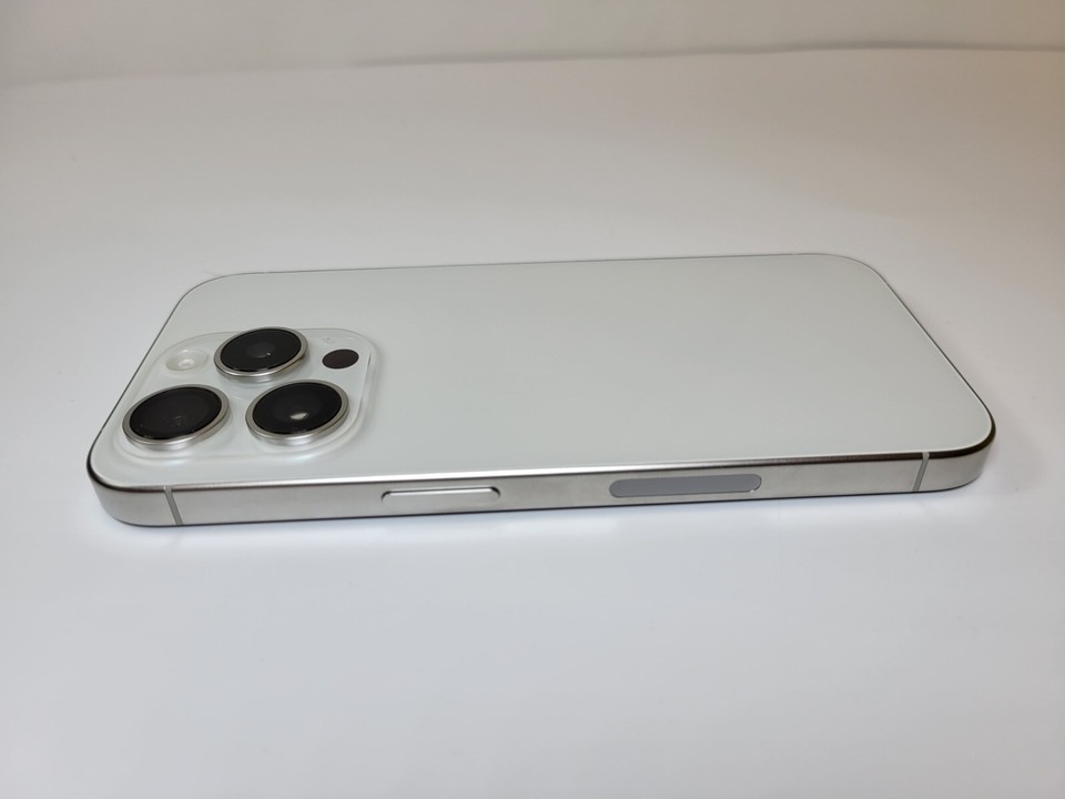 Apple iPhone 15 Pro 256gb ( Unlocked) US E-Sim Version. Excellent | eBay