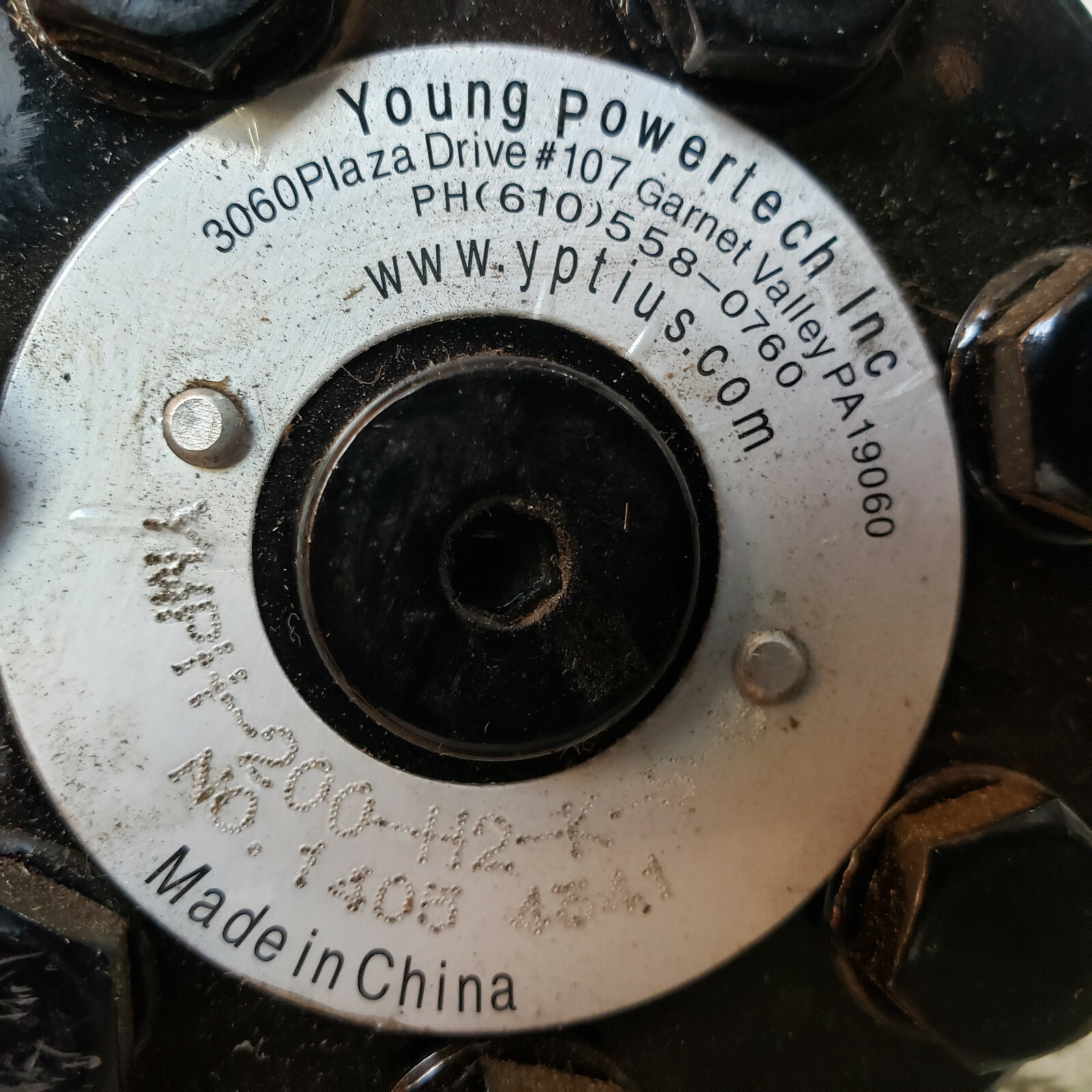 YOUNG POWERTECH 1405 YMPH-200-H2-K-S-B 4341 HYDRAULIC MOTOR NEW NOS ...