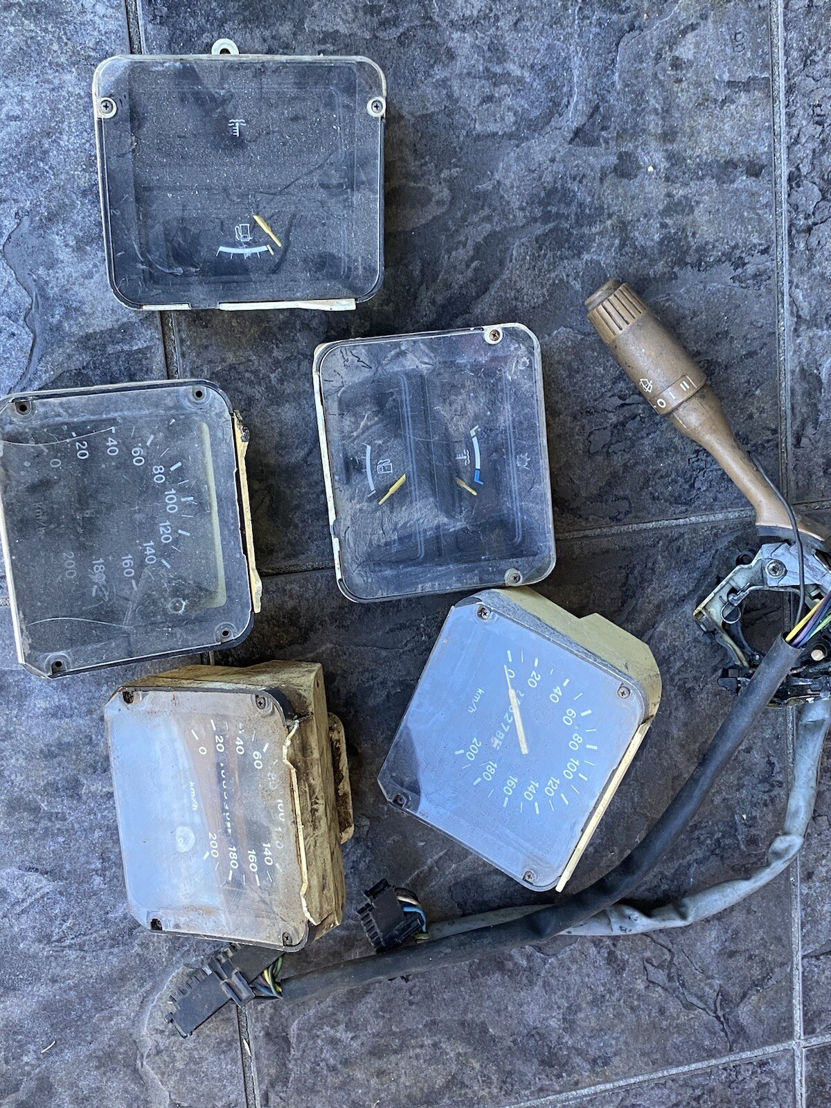 HOLDEN HZ KINGSWOOD PREMIER UTE VAN FUEL TEMPERATURE Speedo GAUGE Hj Hx ...