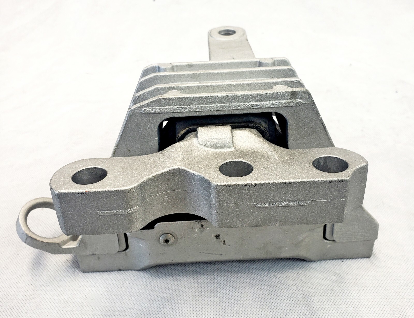 3393 Hydraulic Right Engine Mount 1PC for Chevrolet Impala 19-14 2.5L ...